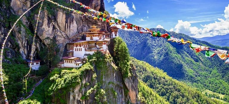 Drinking Water in Bhutan: Guide to Tap Water Safety and Bottled Water.
